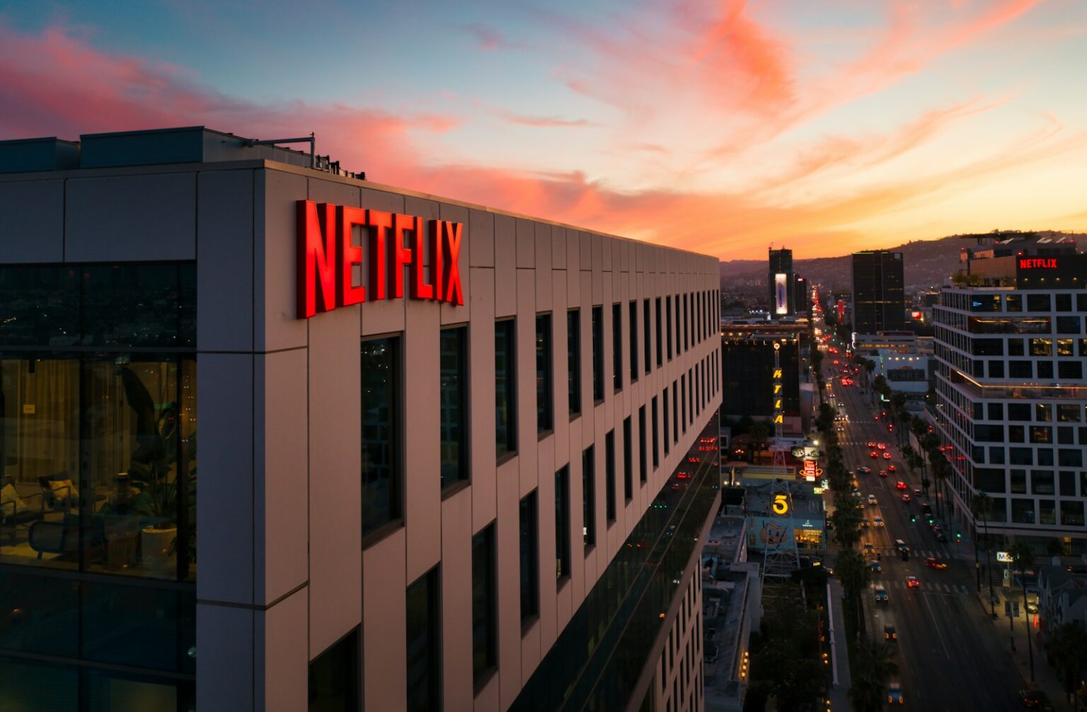 Netflix Unveils its New Treat, Beverly Hills Cop: Axel F Starring Eddie ...