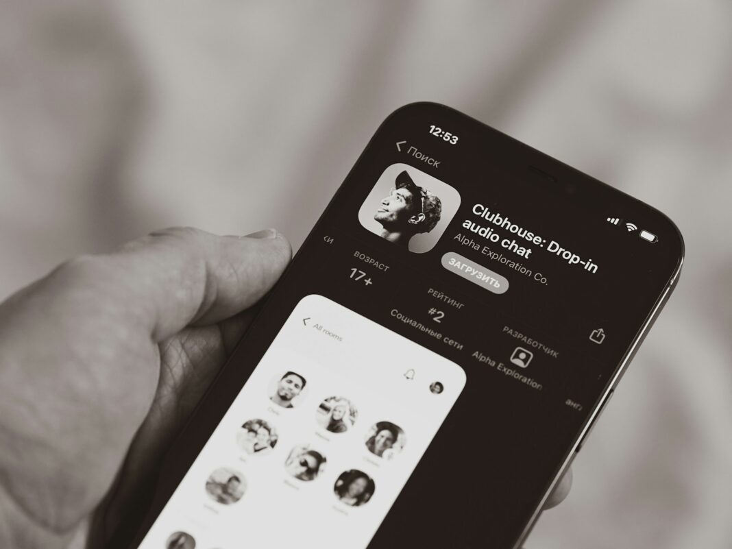 Clubhouse Drops Invite-Only System, Becomes Latest Social Media Hotspot